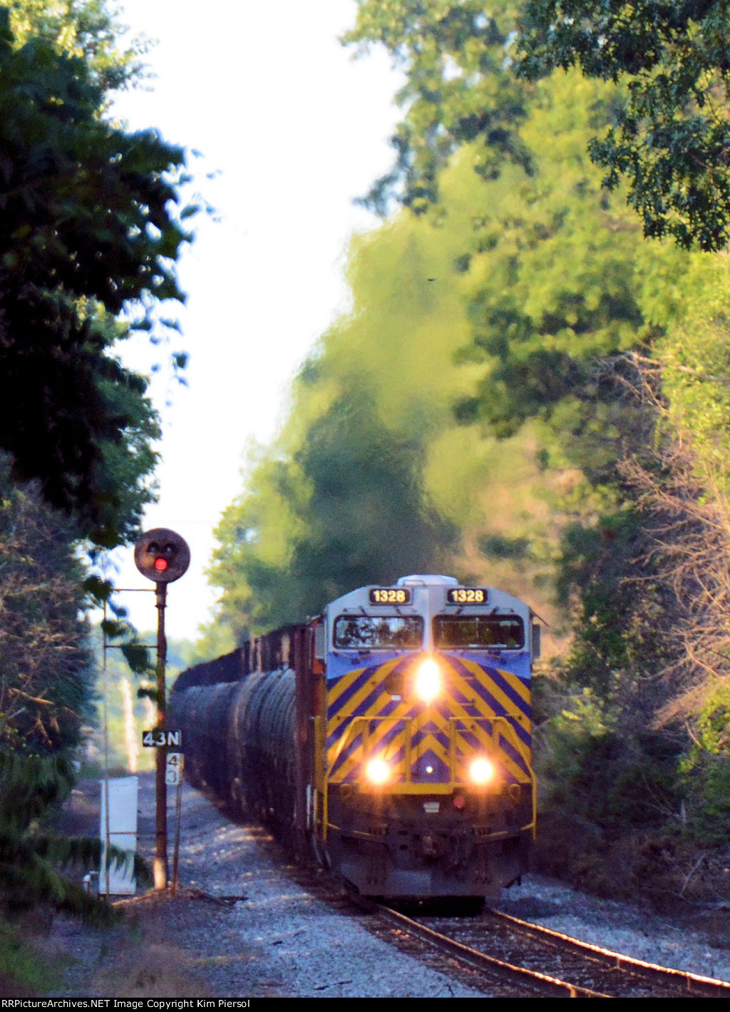 CREX 1328 CSX Train K040 Crude Oil Loads